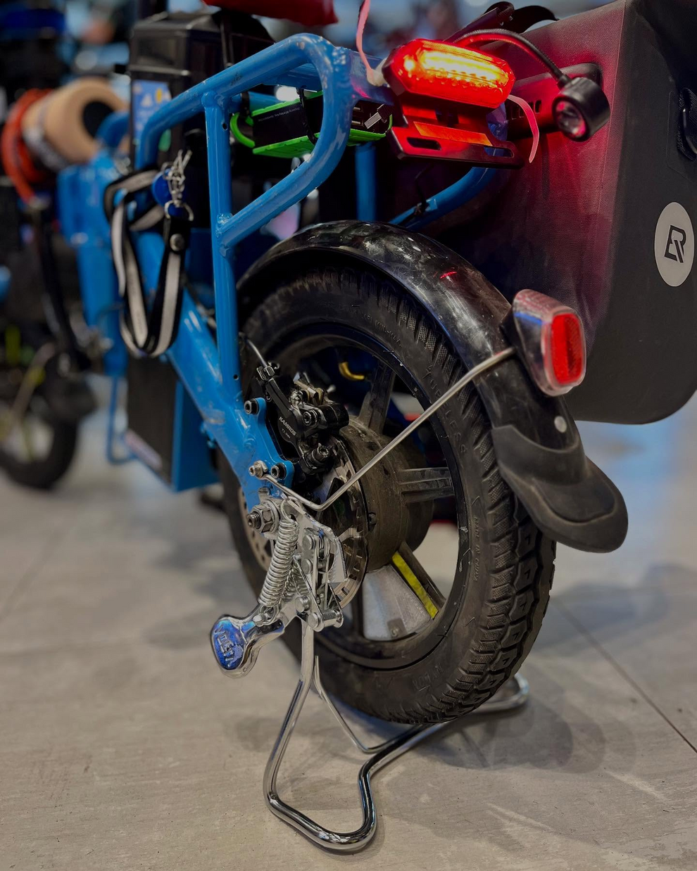 Fiido L3+ Center Stand – Popcycle Ebike Center